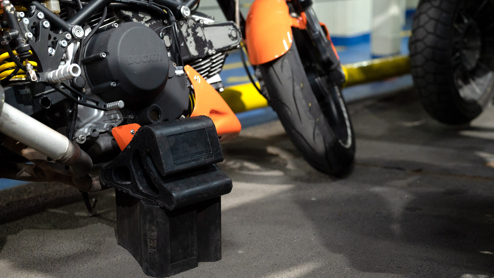 All onboard services on Blu Navy Ferries to and from Elba